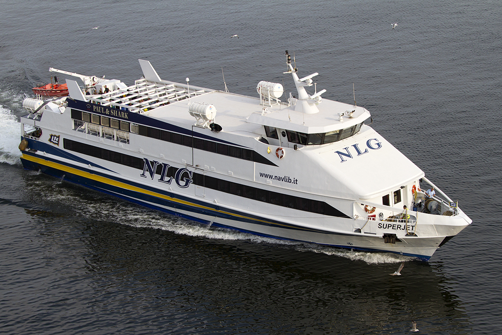 09.05.2015 Neapel; NLG Superjet - Schiffbilder.de